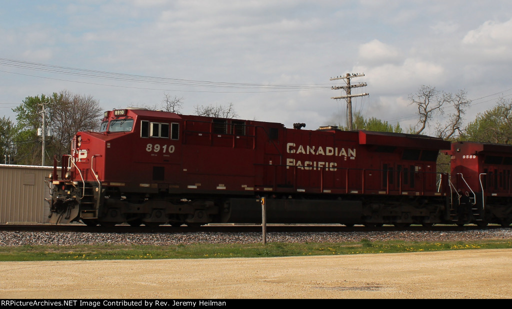 CP 8910 (1)